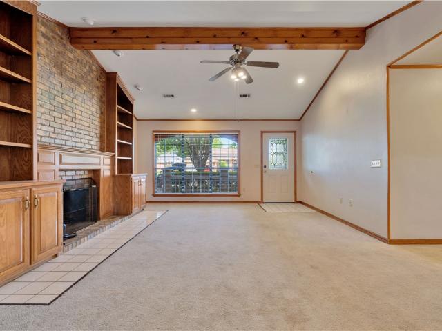 3406 W Hemlock Street