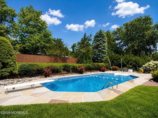 3406 Waterview Way