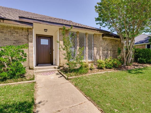 3406 Windridge Drive