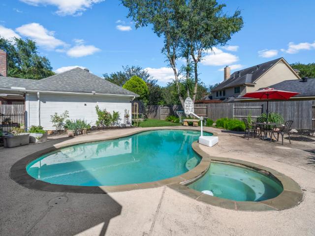 3407 Autumn Bend Drive