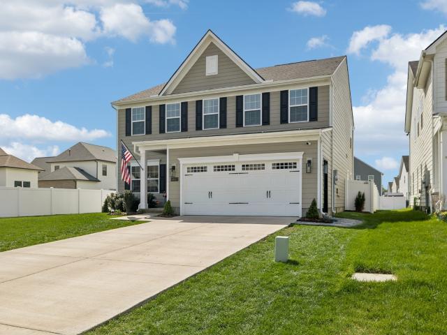 3407 Fuji Apple Ln