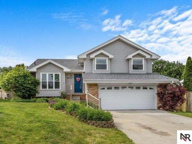 3407 Henery Rd, Bellevue, NE 68123