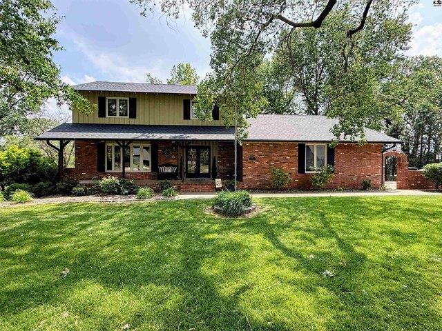3407 Syler Dr, Hutchinson, KS 67502