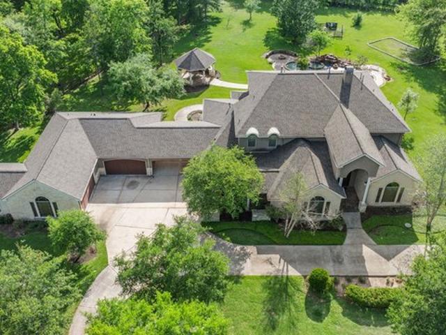 3407 Woodbine Dr, Fulshear, TX 77441