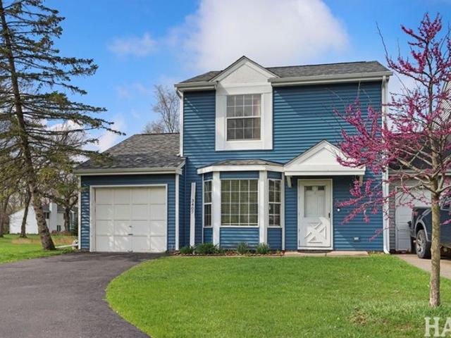 3407 York Ln, Island Lake, IL 60042