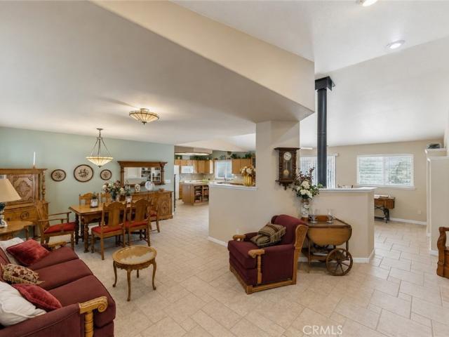 34088 Deer Springs