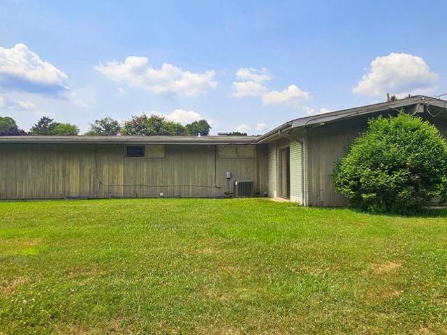 3408 Manor Hill Road