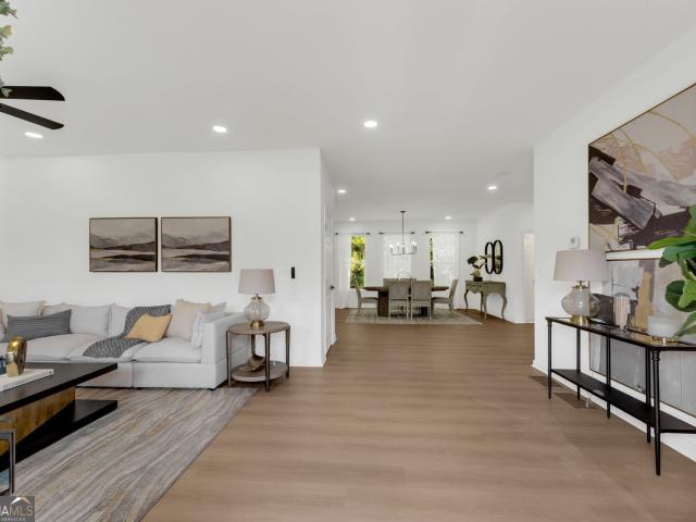 3408 Ashford Loop