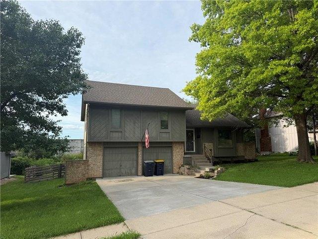 3408 E 104th St, Kansas City, MO 64137