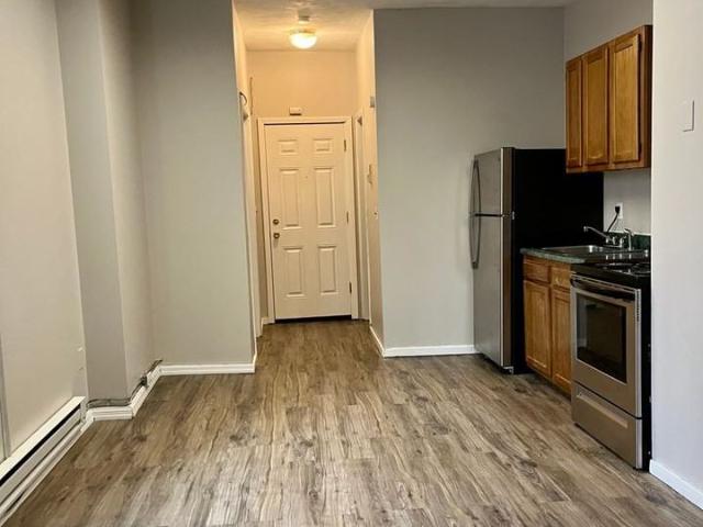 3408 Parkview Avenue Apartments 3 Bedroom Apartment for Rent at 3408 Parkview Avenue, Pittsburgh, PA 15213 Central Oakland
