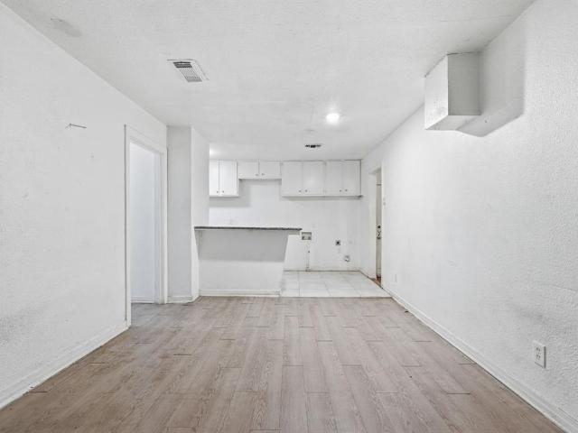 3408 S Hughes Avenue