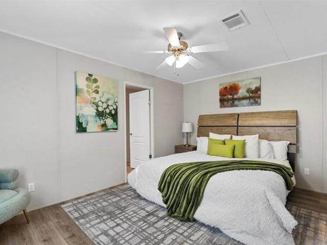 3408 Woodlake Dr, Granbury, TX 76048