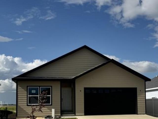 3408 36th St W, Williston, ND 58801