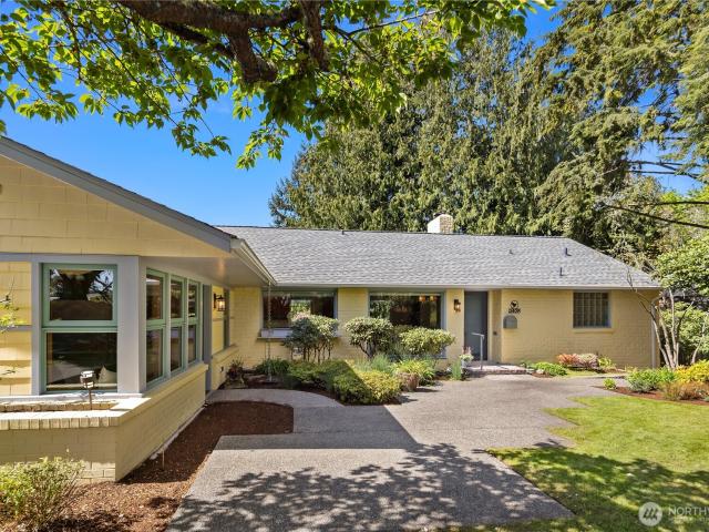 3409 Magnolia Blvd W, Seattle, WA 98199 | MLS #2513