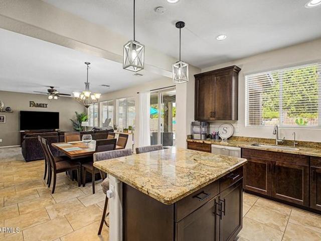 3409 N Los Alamos, Mesa, AZ 85213