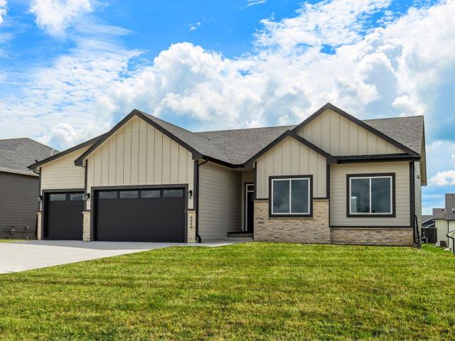 3409 NE 12th Street, Ankeny, IA