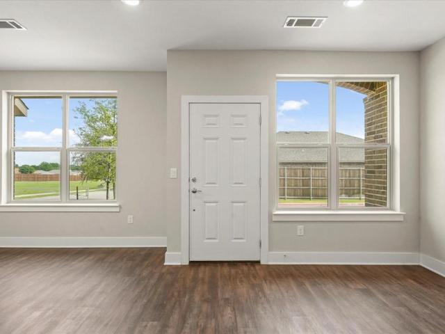 3409 Aaron Place
