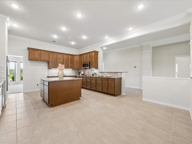 3409 Bahia Road