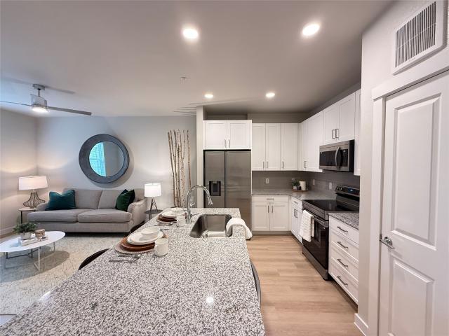 3409 Brinkman St, Unit A6 212, Houston, TX 77018 | MLS #37814