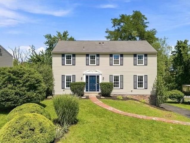 3409 Cramlington Dr, Gibsonia, PA 15044