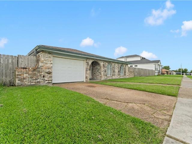 3409 Plaza Drive