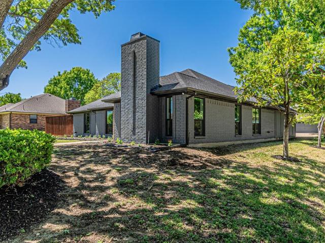 3409 Pony Drive