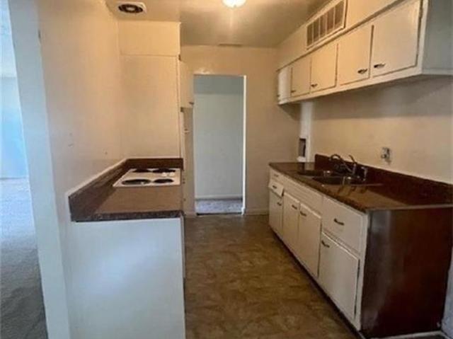 3409 Raintree RD