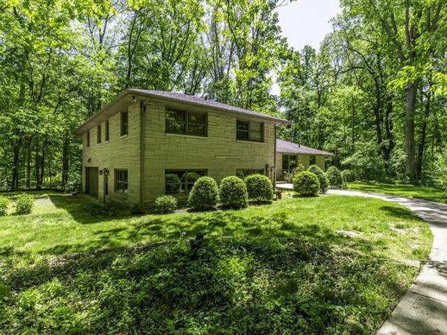 3409 Rosewood Dr, Fort Wayne, IN 46804