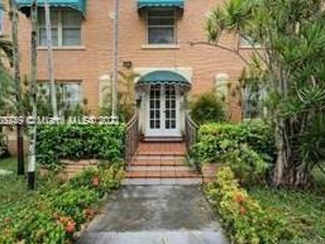 3409 S Le Jeune Rd #5 Coral Gables, FL 33134