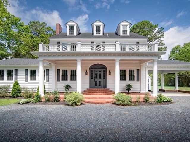 34000 Seaside Rd, Painter, VA 23420