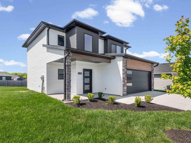 3400 naples dr