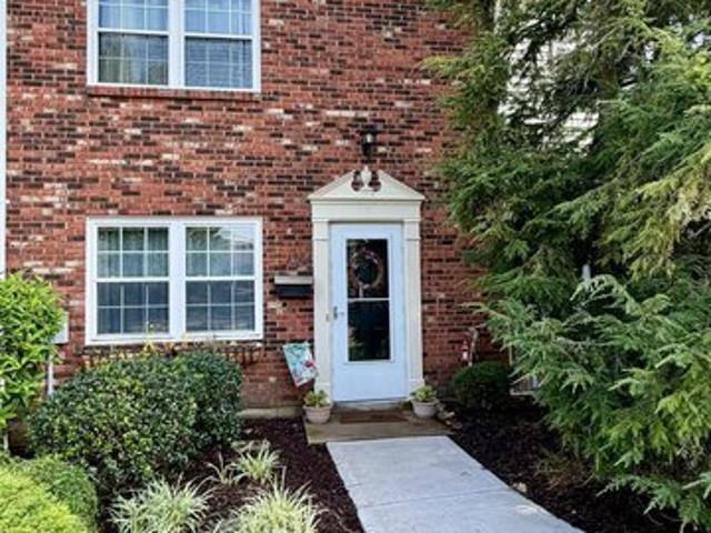 3400 Amberway Ct, Colerain Township, OH 45251