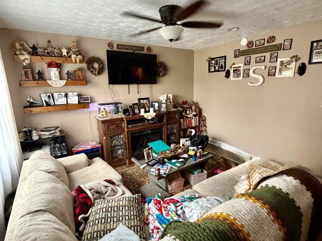 3400 Amberway Court