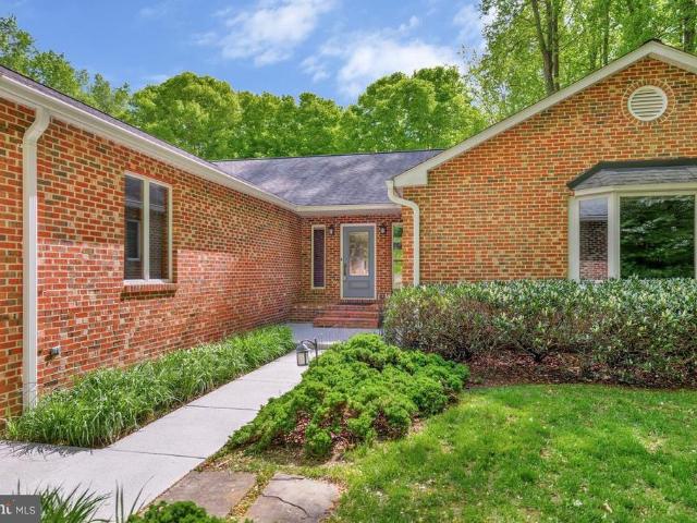 3400 Churchill Court