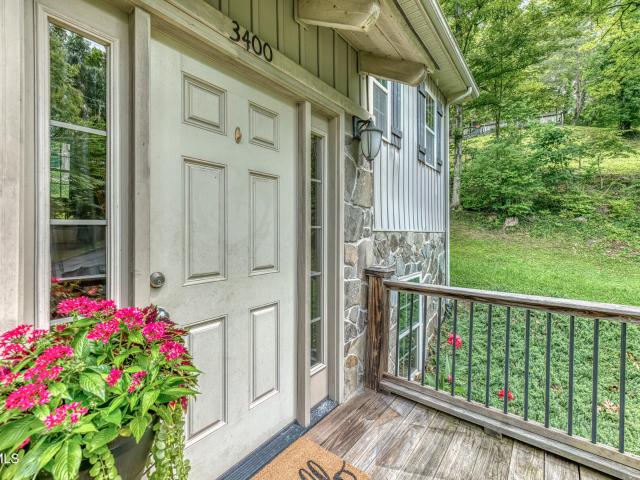 3400 Hull Drive
