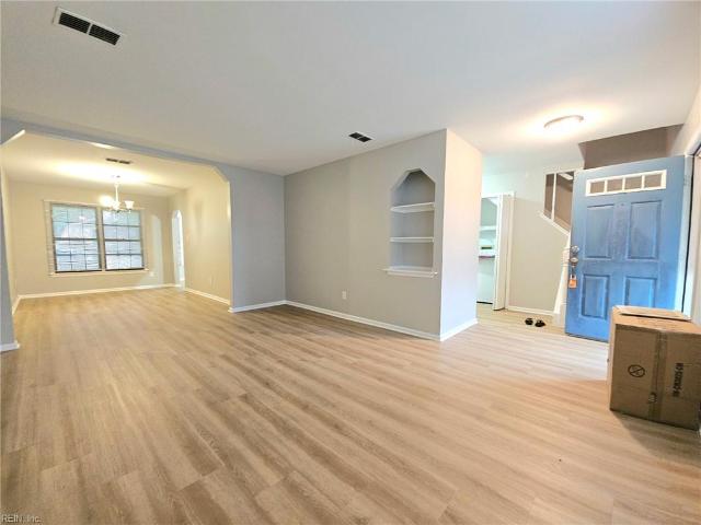 3400 Landstown CT