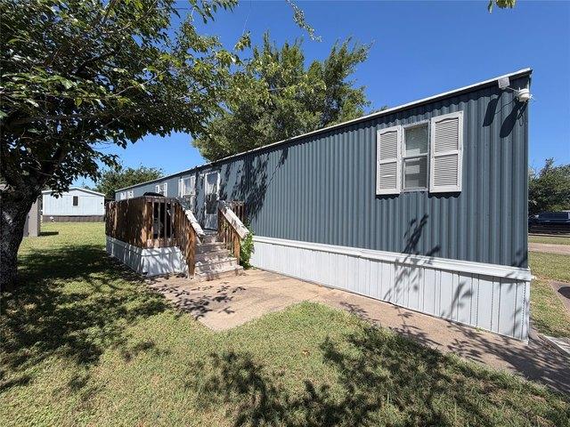 3400 Robinson Dr Trlr 114, Robinson, TX 76706
