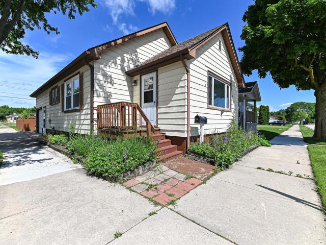3400 S 8th Ave