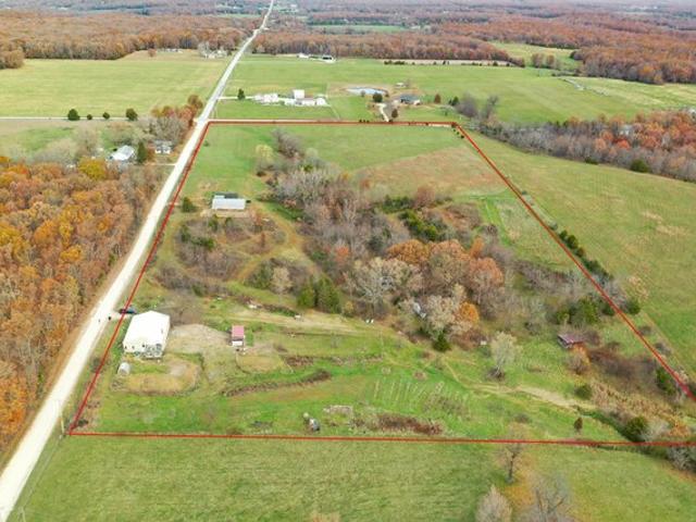 3400 S Elm Rd, Marshfield, MO 65706