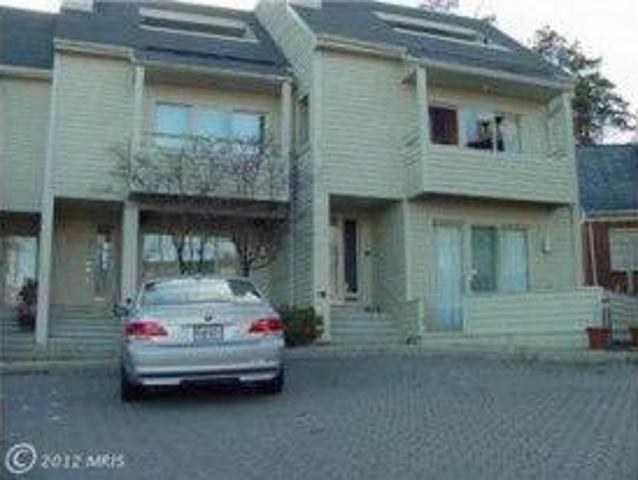 $3400 Totally Remodeled End Unit Townhome w/Fantastic Water Views! Annapolis, MD