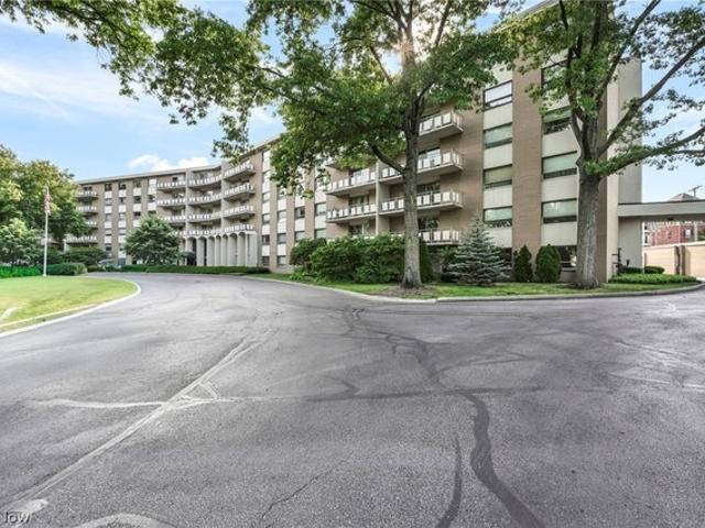 3400 Wooster Rd, Rocky River, OH 44116