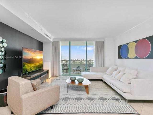 3400 27th Ave SW #1505, Coconut Grove, FL 33133