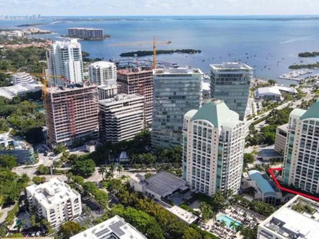 3400 27th Ave SW #1607, Coconut Grove, FL 33133