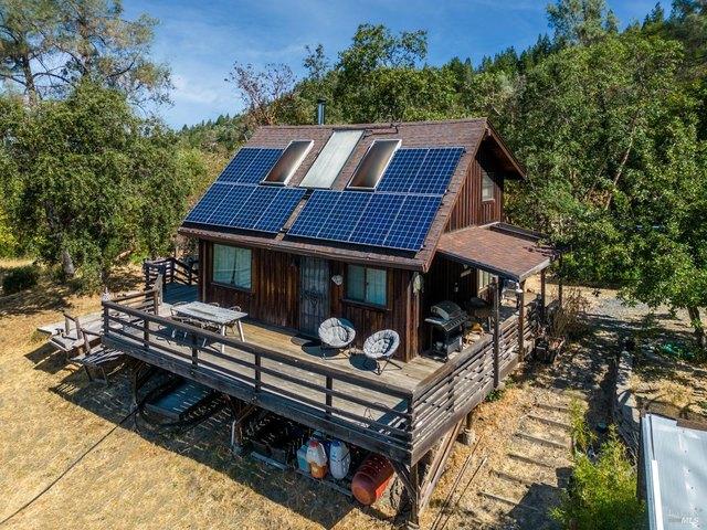 34010 Shimmins Ridge Rd, Willits, CA 95490
