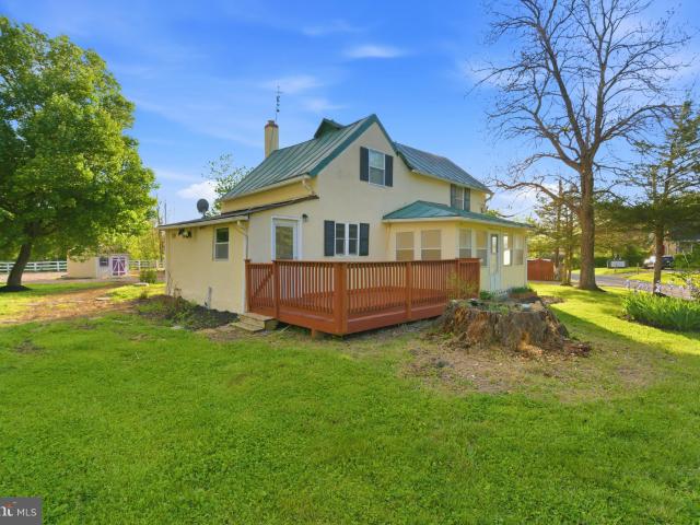 34017 Welbourne Rd, Upperville, VA 20184 | MLS #VALO2124 | Compass