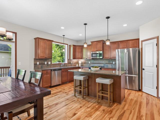 3401 Mulberry Alcove