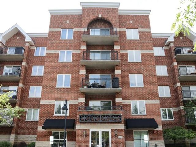 3401 N Carriageway Dr Unit 401, Arlington Heights, IL 60004