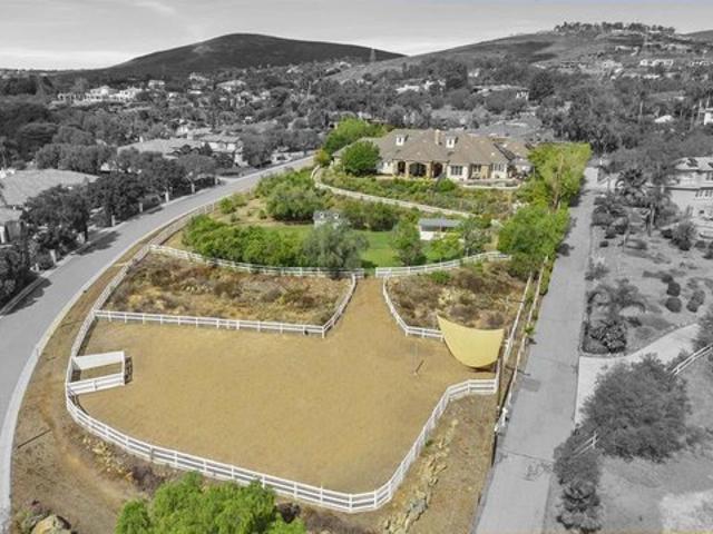 3401 Adams Run, Encinitas, CA 92024