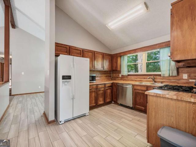 3401 Dogwood Place