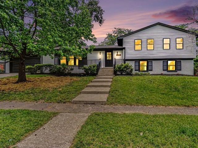 3401 Farmington Rd, Lexington, KY 40502